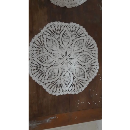 Jual table center. rajutan tangan (hand made) | Shopee Indonesia