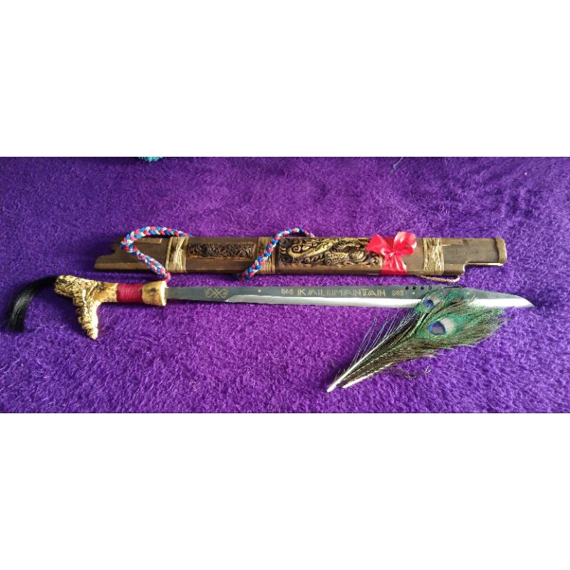 Jual Mandau Klasik Jumbo Motif Kalimantan Dan Tameng Golok Parang ...