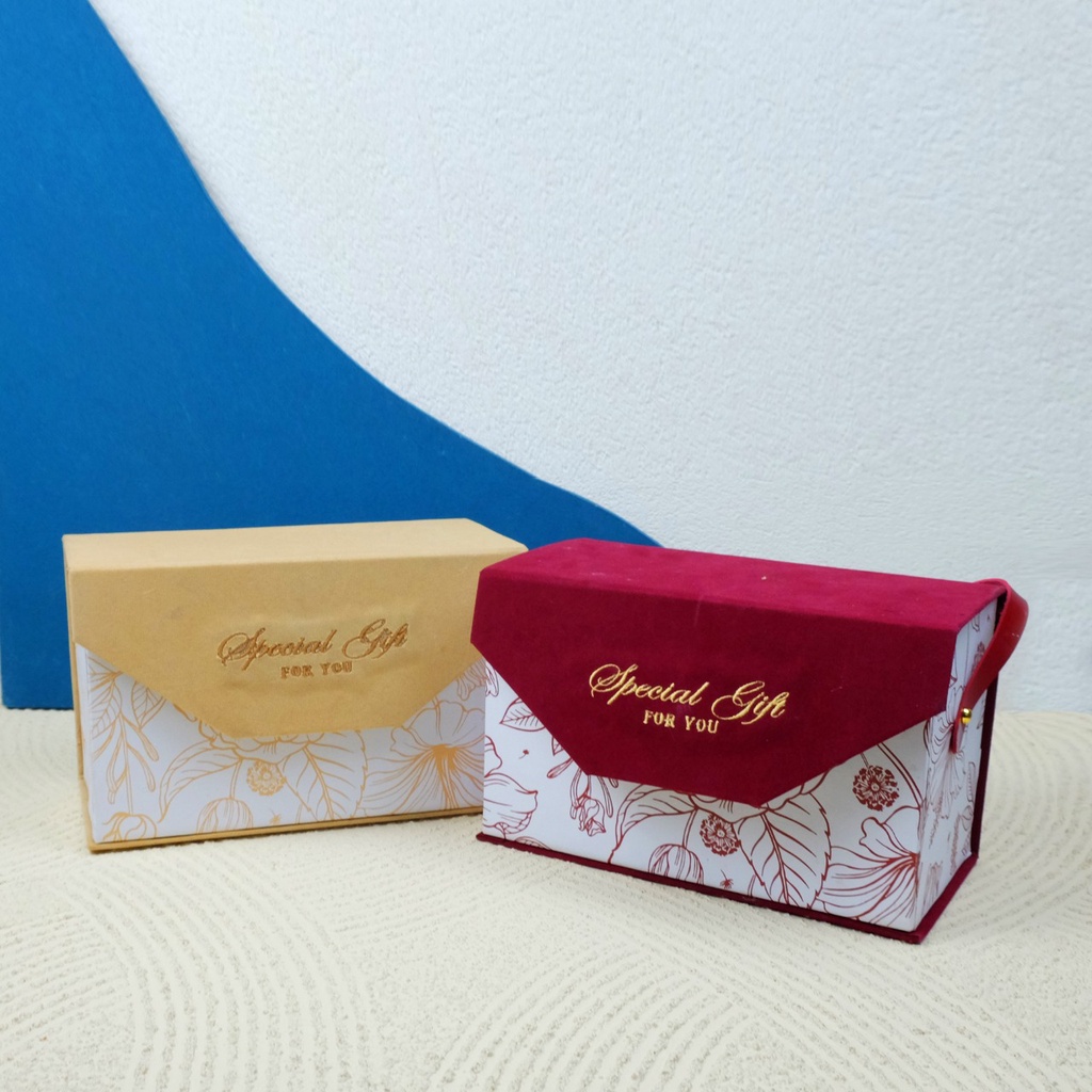 Jual Kotak Kado Hardbox / Gift Box kotak kado / Giftbox / Hardbox ...