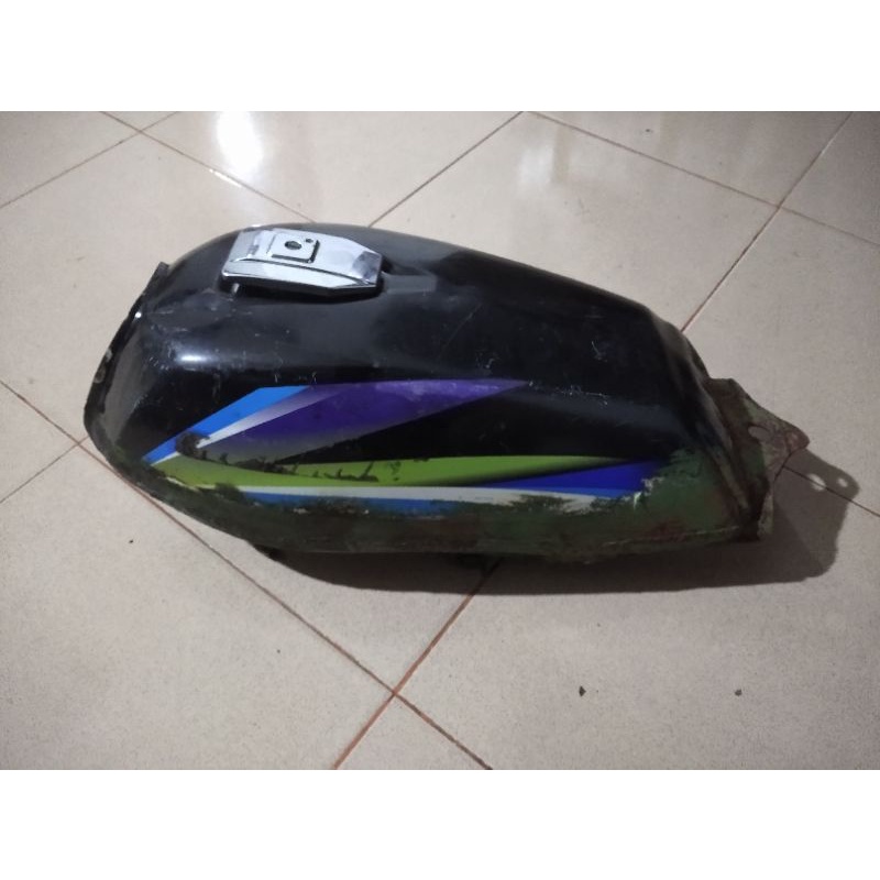 Jual tangki tengki gastank honda gl max pro original second siap pakai ...