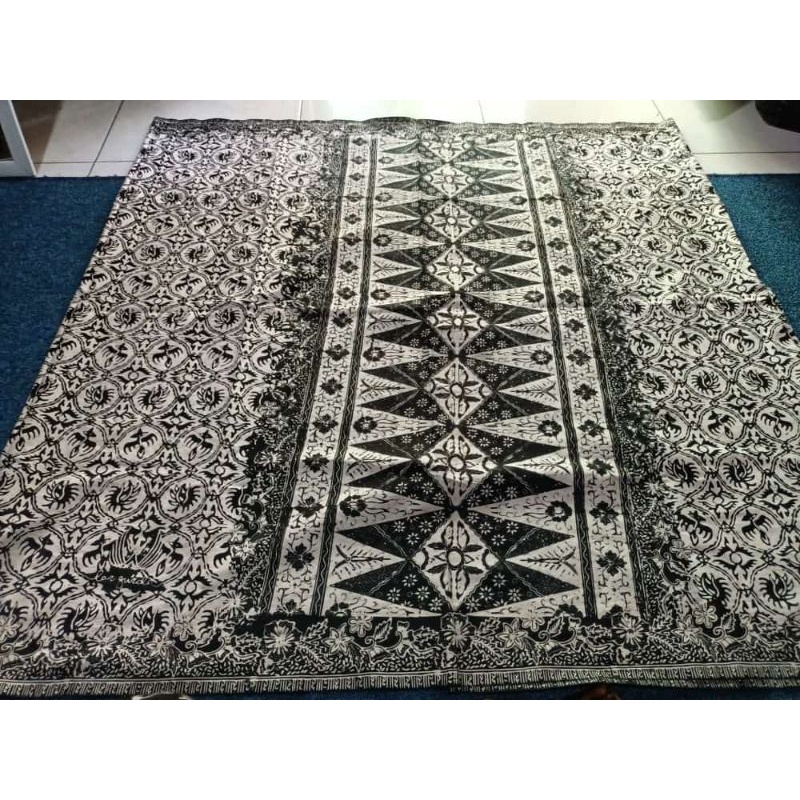 Jual Sarung Batik Lar Gurda Sarung Batik Solo Asli Batik Tradisional ...