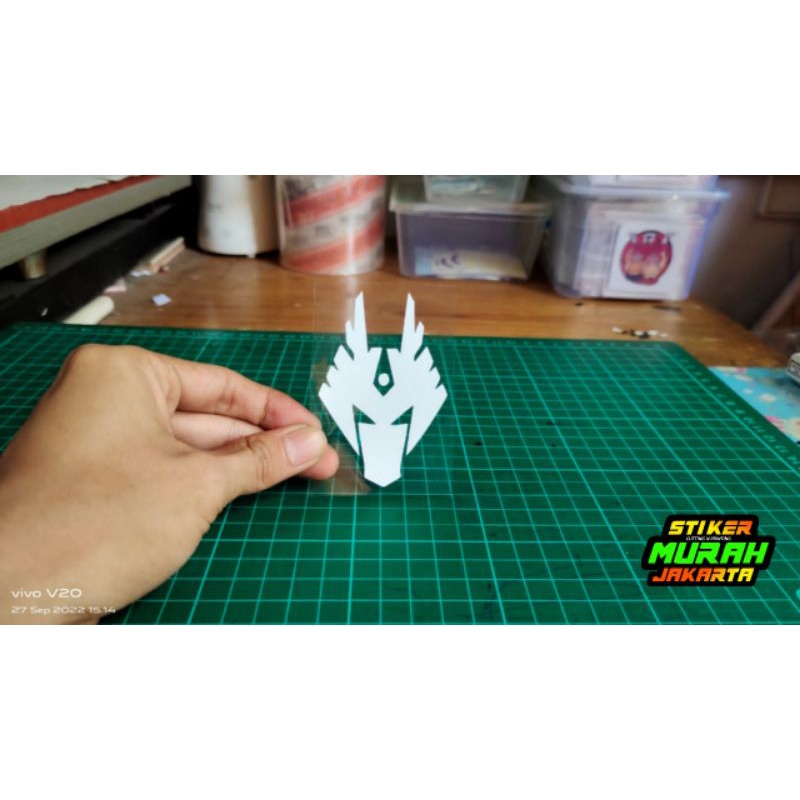 Jual STIKER KAMEN RIDER RYUGA STICKER CUTTING TRANSPARAN LOGO DLL ...