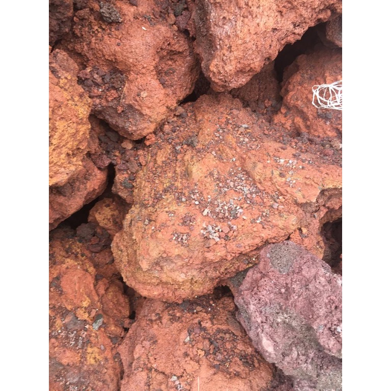 Jual Batu Lava Rock Lava Rough Aquarium Aquascape isi 25 kg | Shopee ...