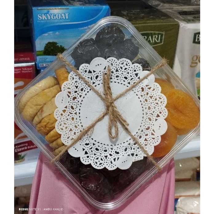 Jual Paket Mix Best Fruit 4 in 1 : Buah Tin, Aprikot, Ajwa & Medjool ...