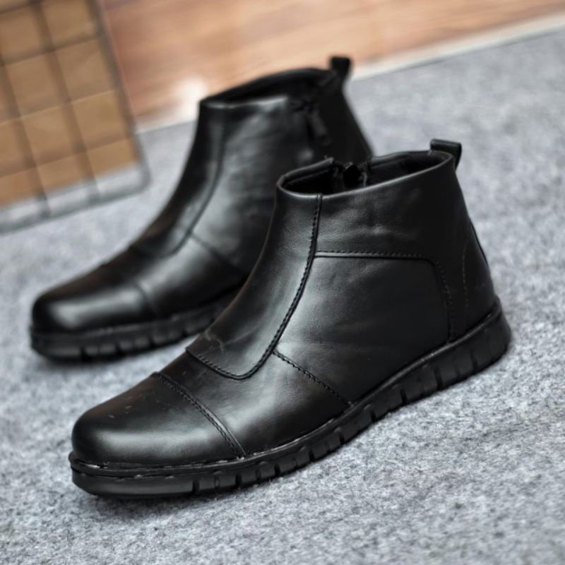 Jual SULTAN FOOTWEAR - Sepatu Boots kerja Boots pria model Zipper Kulit ...