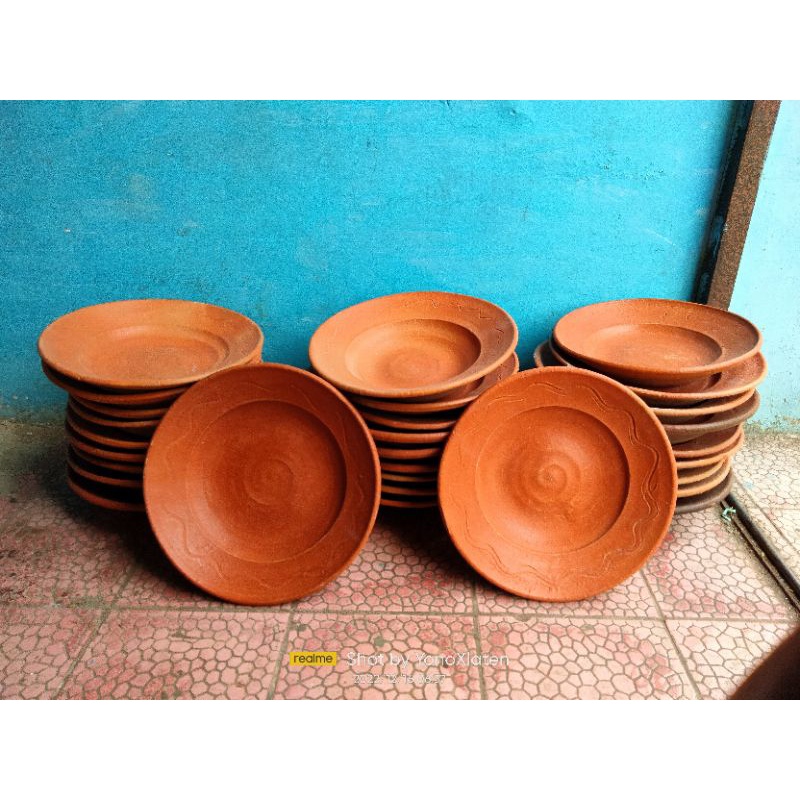 Jual Piring gerabah tanah liat 25 cm | Shopee Indonesia