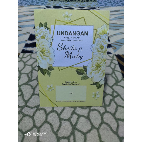 Jual Undangan Pernikahan Warna Kuning Full Color | Shopee Indonesia