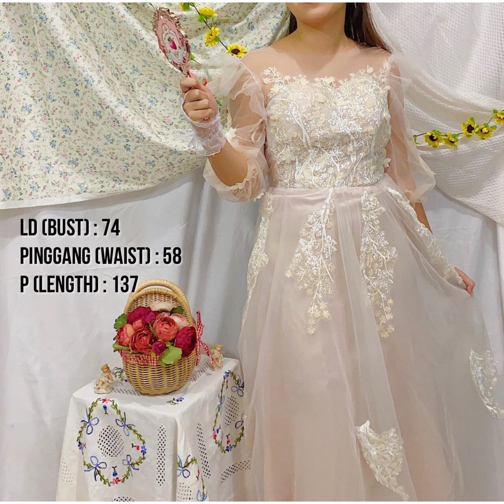 Jual Gaun Pesta Peri & Kerajaan Princess Gown Gaun Noni Vintage Vibes ...