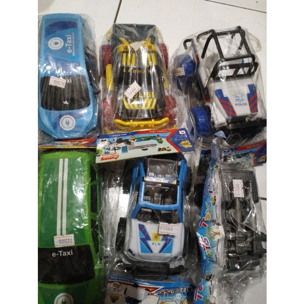 Jual Mobil-mobilan 5 pcs | Shopee Indonesia
