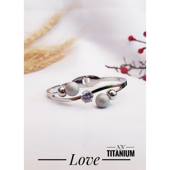 Jual Perhiasan berbahan Titanium. | Shopee Indonesia