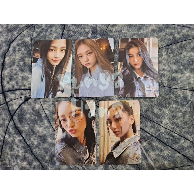 Jual Photocard & Stickers Official NewJeans Bluebook | Minji Hanni ...