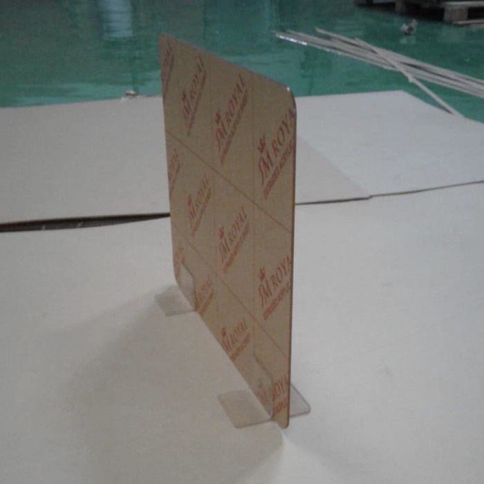 Jual AKRILIK PARTISI/ PEMBATAS MEJA TYPE J BENING (3MM) | Shopee Indonesia