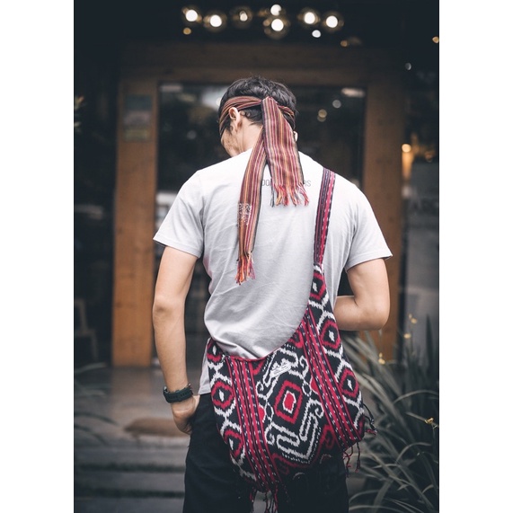 Jual Tas Selempang Etnik Tenun Toraja TLA2 by Awanethniccraft | Shopee ...
