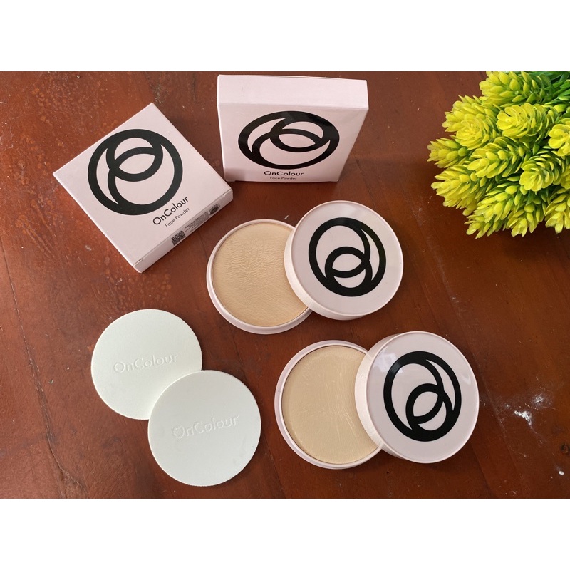Jual ON COLOUR face powder light / natural 20gr | Shopee Indonesia