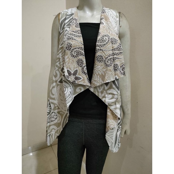 Jual BLAZER PENDEK MOTIF BATIK/BLAZER PENDEK FIT TO XL | Shopee Indonesia