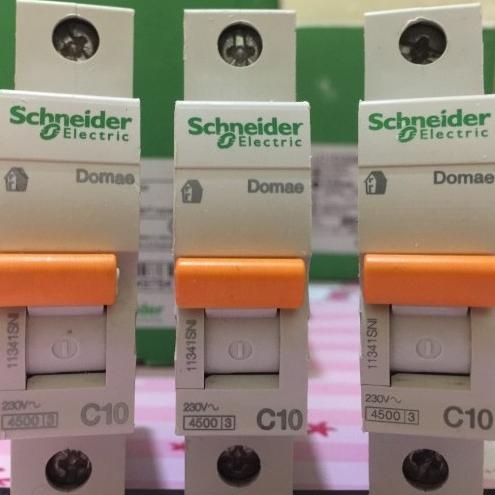 Jual Mcb Domae Schneider 1P 6A 10A 16A 20A 25A 32A 4.5kA SNI original Non COD | Shopee Indonesia