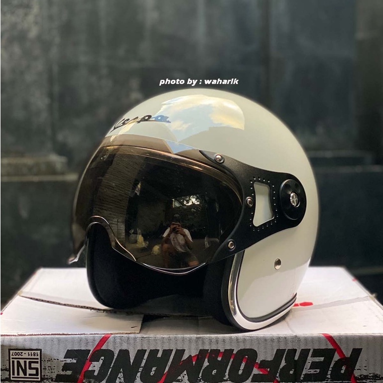 Jual helm vespa bogo putih + visor | Shopee Indonesia