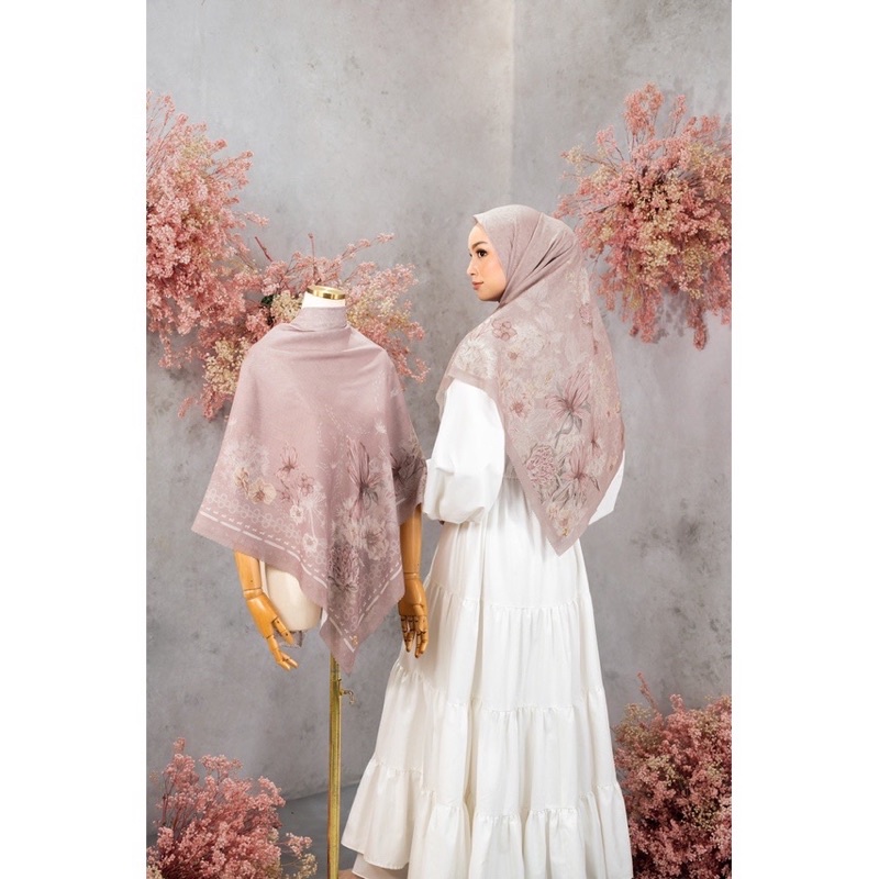 Jual Bloom scarf by Heylocal - Calla lily bundling with Hairmist | Shopee Indonesia