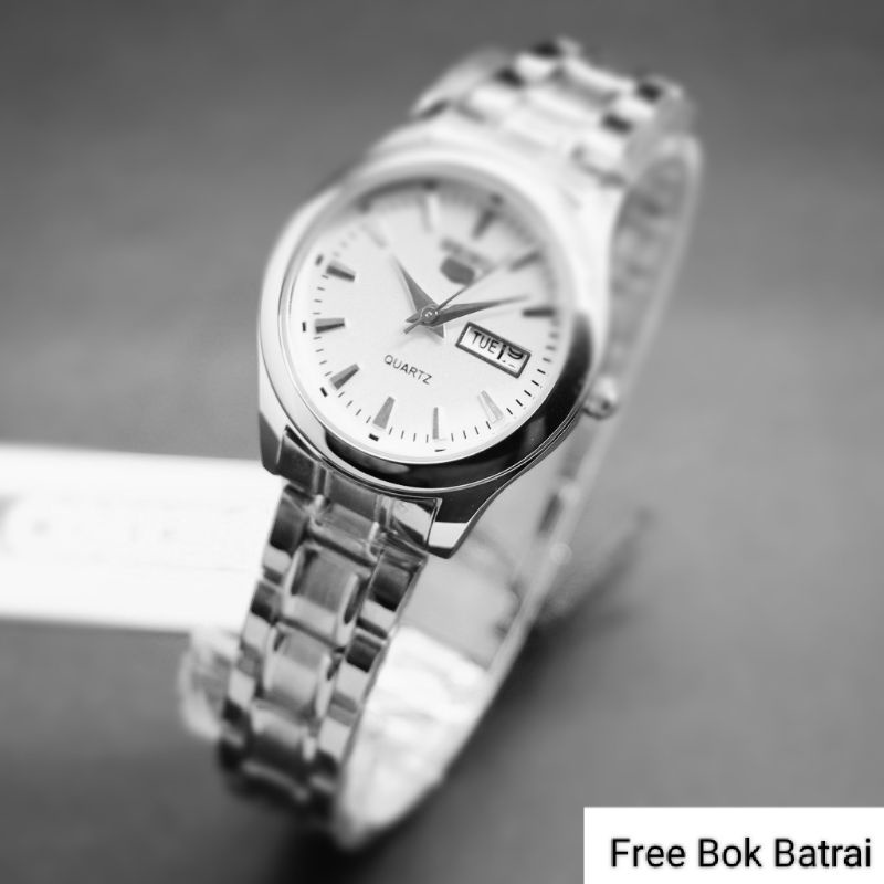 Jual Jam Tangan wanita Rantai Kecil Tahan Air | Jam Tangan Cewek ...