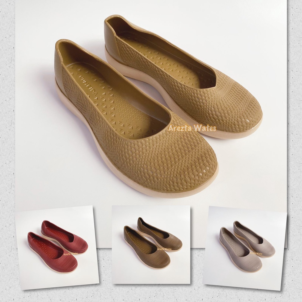 Jual Sepatu karet wanita slip on yumeida LD 9098L | Shopee Indonesia