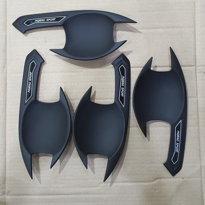 Jual Outer Mangkok Pintu Mobil All New Pajero Tulisan Putih Hitam | Shopee Indonesia