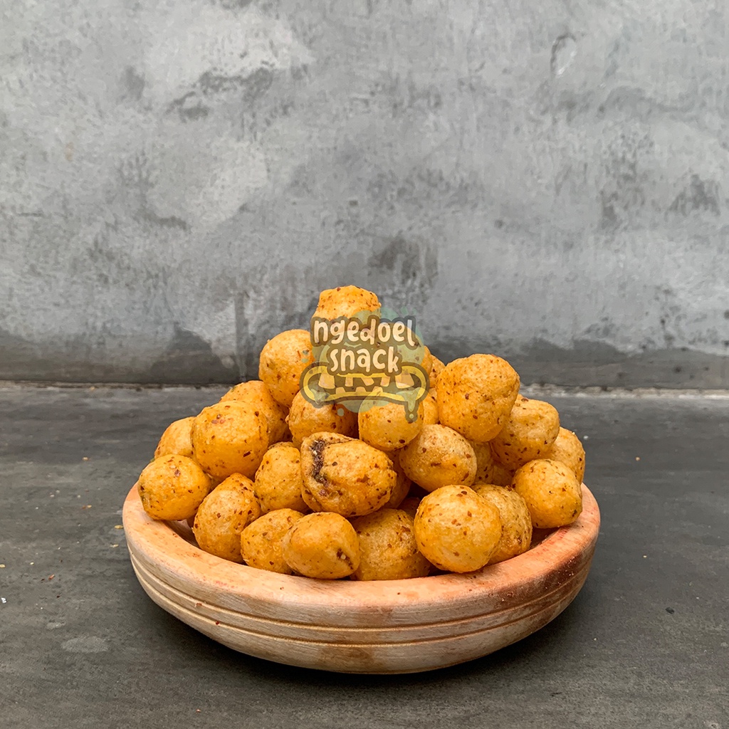 Jual Cimol Kering Emplod Pedas Asin / Endog Lewo Pedas Asin Ngedoel ...