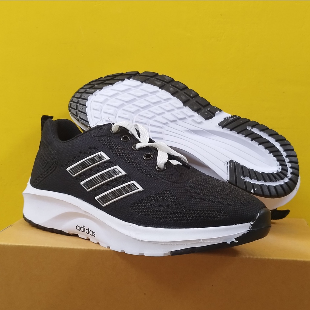 Jual Adidas Sepatu Olahraga Sepatu Lari Sepatu Running Pria Wanita