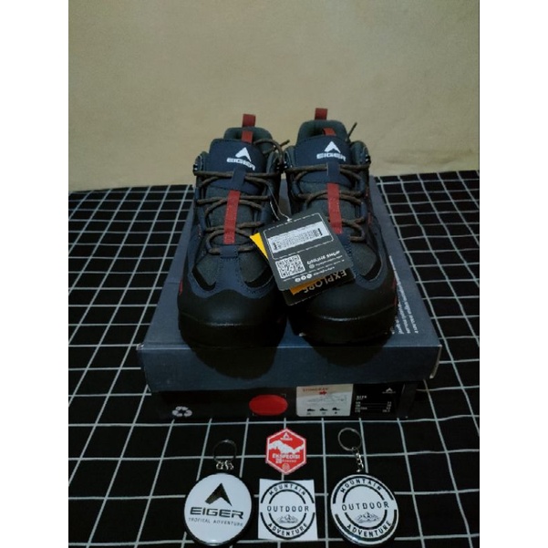 Jual sepatu outdoor | Shopee Indonesia