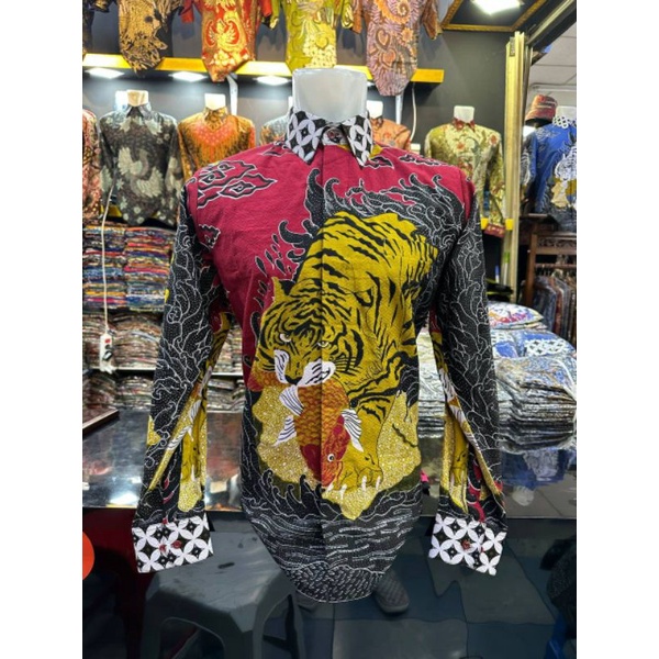Jual KEMEJA BATIK PRIA MOTIF MACAN BAHAN DOBBY PREMIUM | Shopee Indonesia