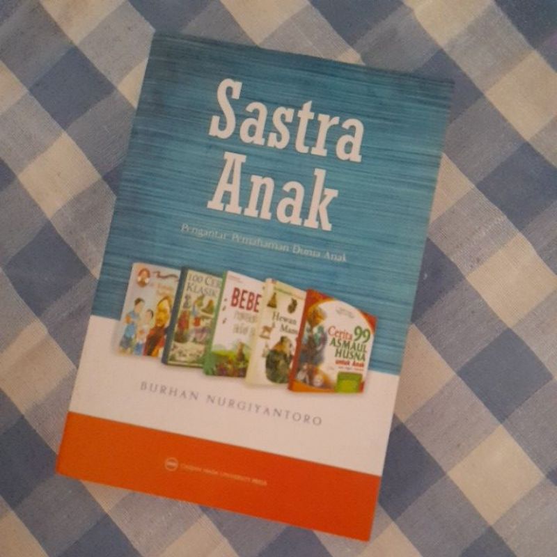 Jual Buku Sastra Anak (Pengantar Pemahaman Dunia Anak) | Shopee Indonesia Jual Buku Sastra Anak (Pengantar Pemahaman Dunia Anak) | Shopee Indonesia