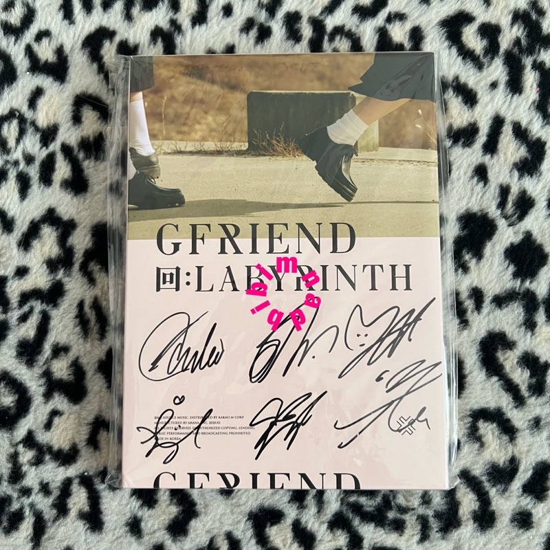 Jual Gfriend EP Album - 回:Labyrinth (Crossroad Ver.) Mwave Signed All ...