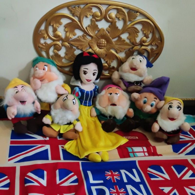 Jual Boneka snow white dan u kurcaci original disney | Shopee Indonesia