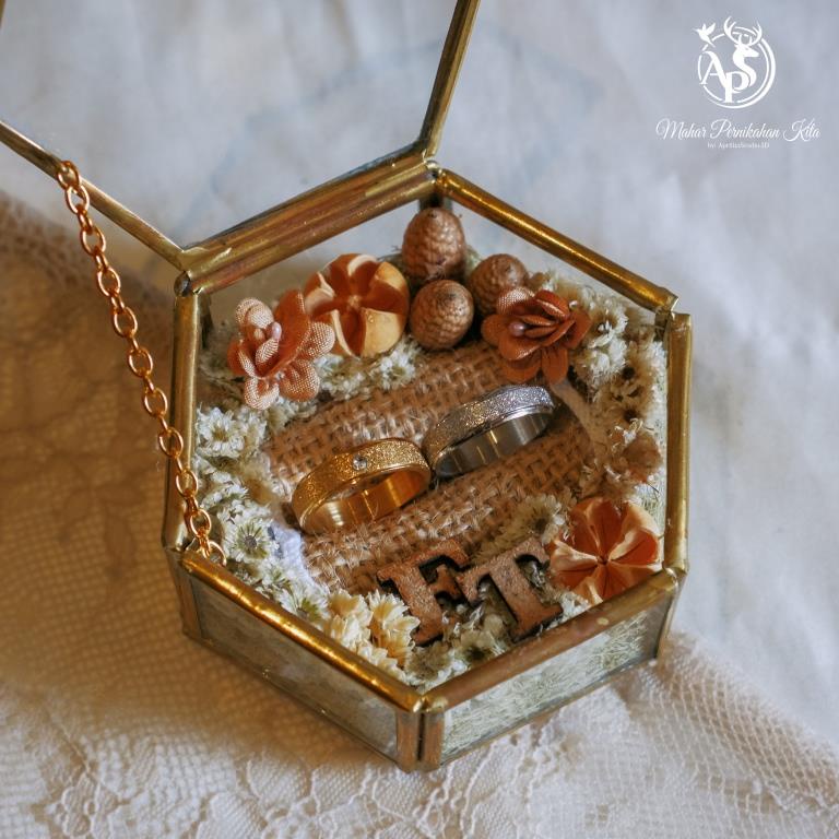 Jual RING BOX TEMPAT CINCIN LAMARAN GLASS BOX RUSTIC AESTHETIC | Shopee ...
