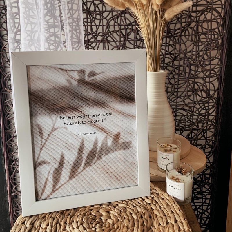 Jual Kado bingkai pajangan aesthetic, Kiana frame | Shopee Indonesia