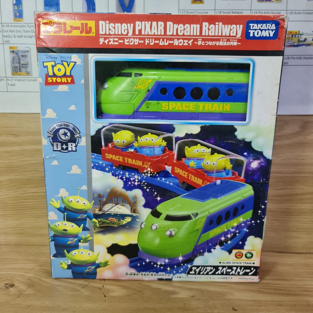 Jual Plarail Disney PIXAR Dream Railway Alien Space Train | Shopee ...