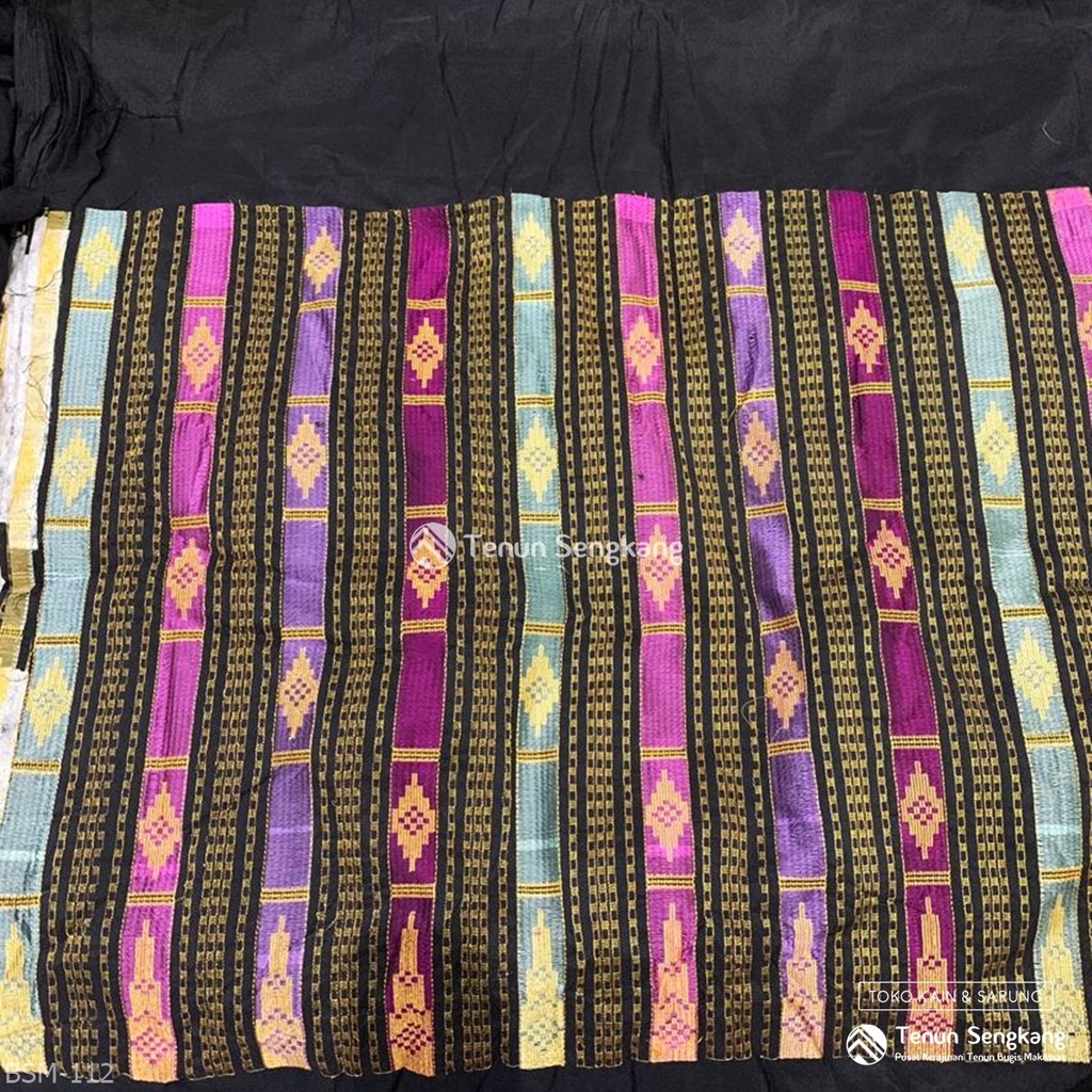 Jual Kain Tenun Sulam Motif Bugis Makassar Hitam - Tenun Sengkang BSM ...