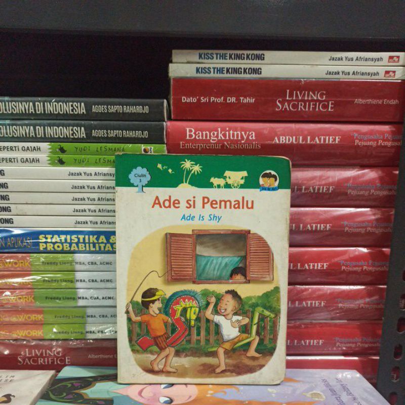 Jual BUKU ORIGINAL ADE SI PEMALU TIRA PUSTAKA BEKAS | Shopee Indonesia