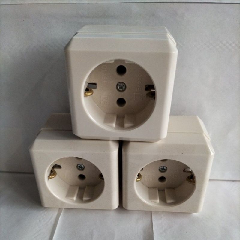 Jual socket outlet/stop kontak broco SNI | Shopee Indonesia