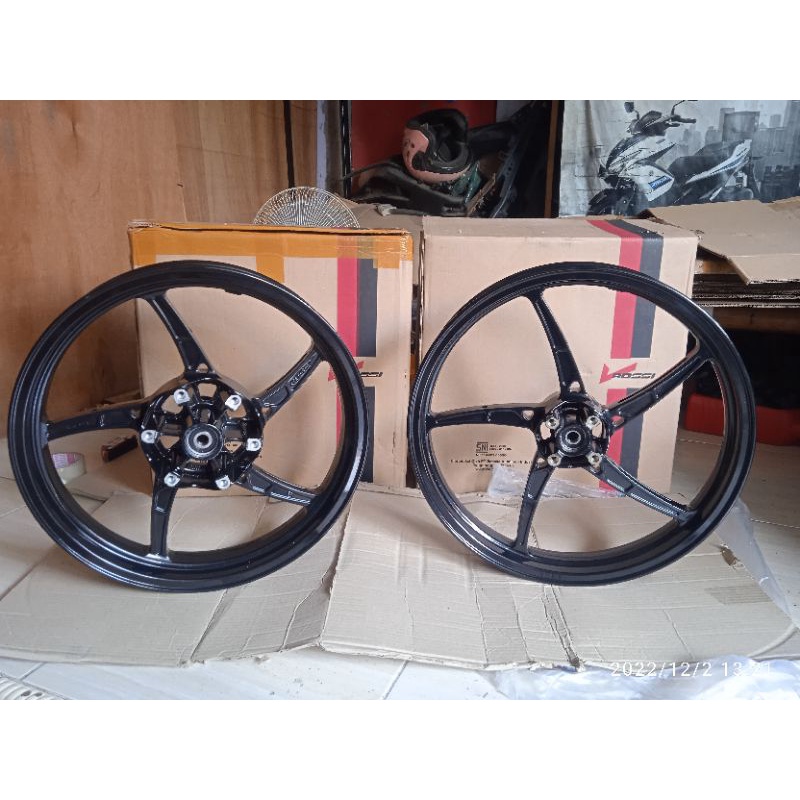 Jual Velg ninja R/Rr/S/ss model oz by vrossi mamba | Shopee Indonesia