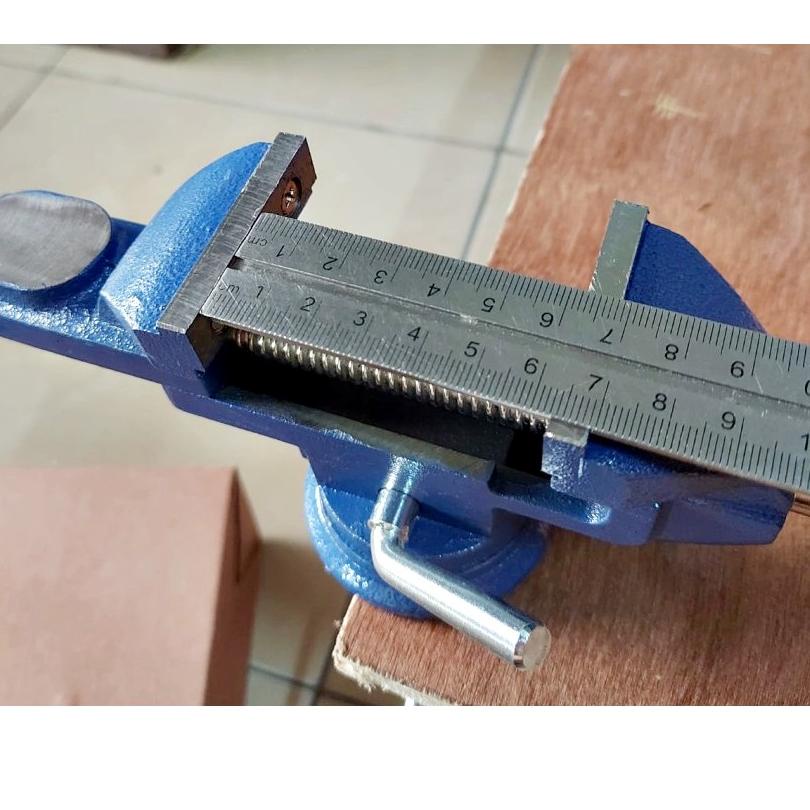 Jual Update Terjamin Ragum meja BESI 60mm bisa putar with Anvil / catok ...