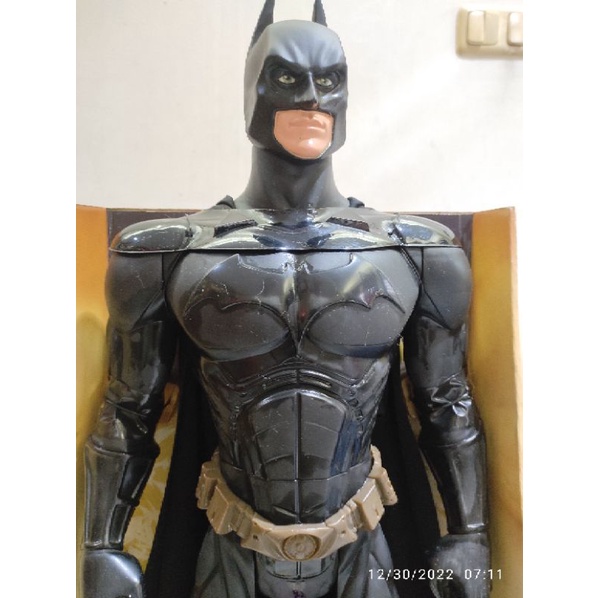 Jual Batman Begins - Batman - Exclusive 31 inch / 79 cm Action Figure ...