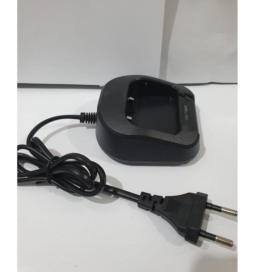 Jual New Stock Charger + Dekstop HT UV 82,Jual Charger Ht + Dekstop HT | Shopee Indonesia