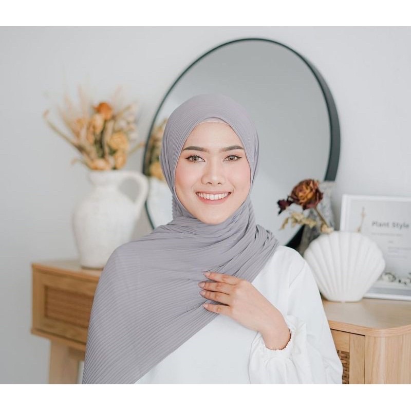 Jual Pashmina Plisket Grey Ceruty Premium || Hijab Pashmina Plisket Lidi Abu abu || Pashmina ...