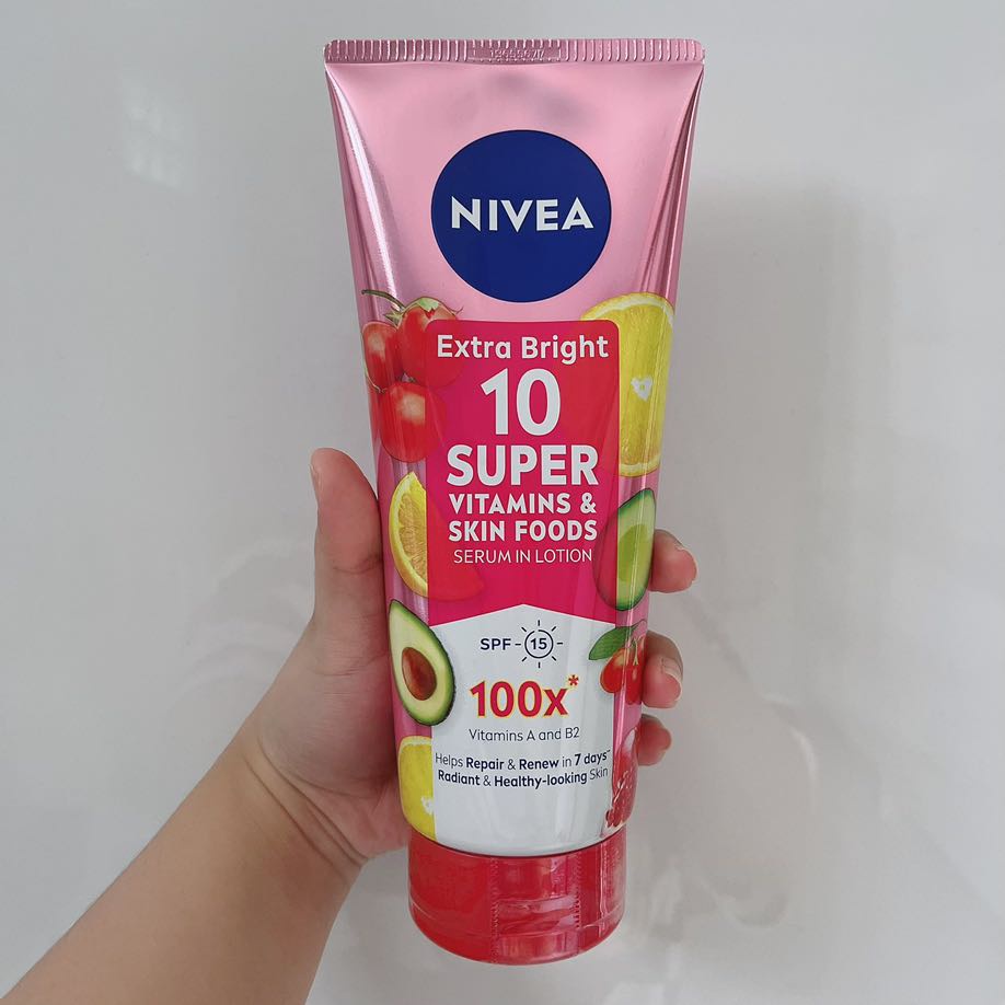 Jual NIVEA EXTRA BRIGHT 10 SUPER VITAMIN SKIN FOODS BODY SERUM 180ml ...