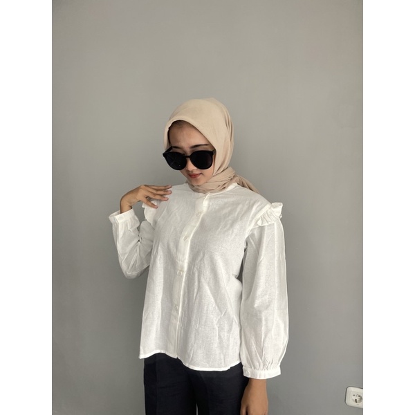 Jual original by MYKIKSTORE - LENKA BLOUSE - blouse linen lengan ruffle - korean style - yurim ...