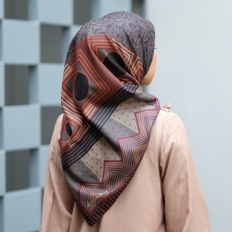 Jual DEENAY SCARVES - CARTA SERIES | Shopee Indonesia