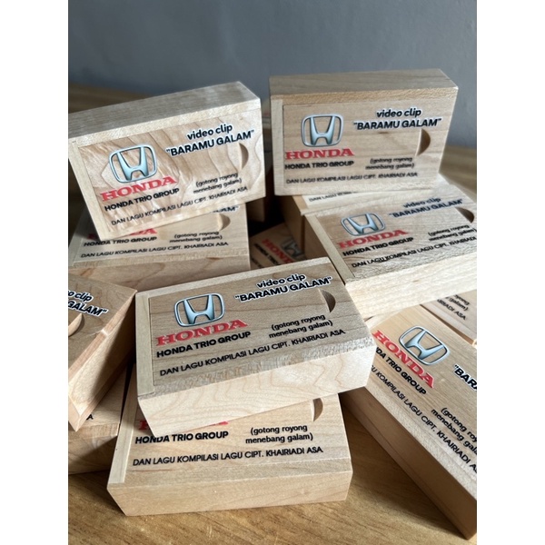 Jual Flashdisk kayu dan box costum | Shopee Indonesia