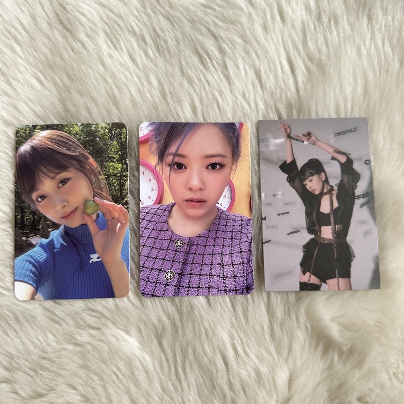 Jual Twice Between 1&2 Album PC Photocard Pre Order Benefit Archive Complete Version | Shopee ...