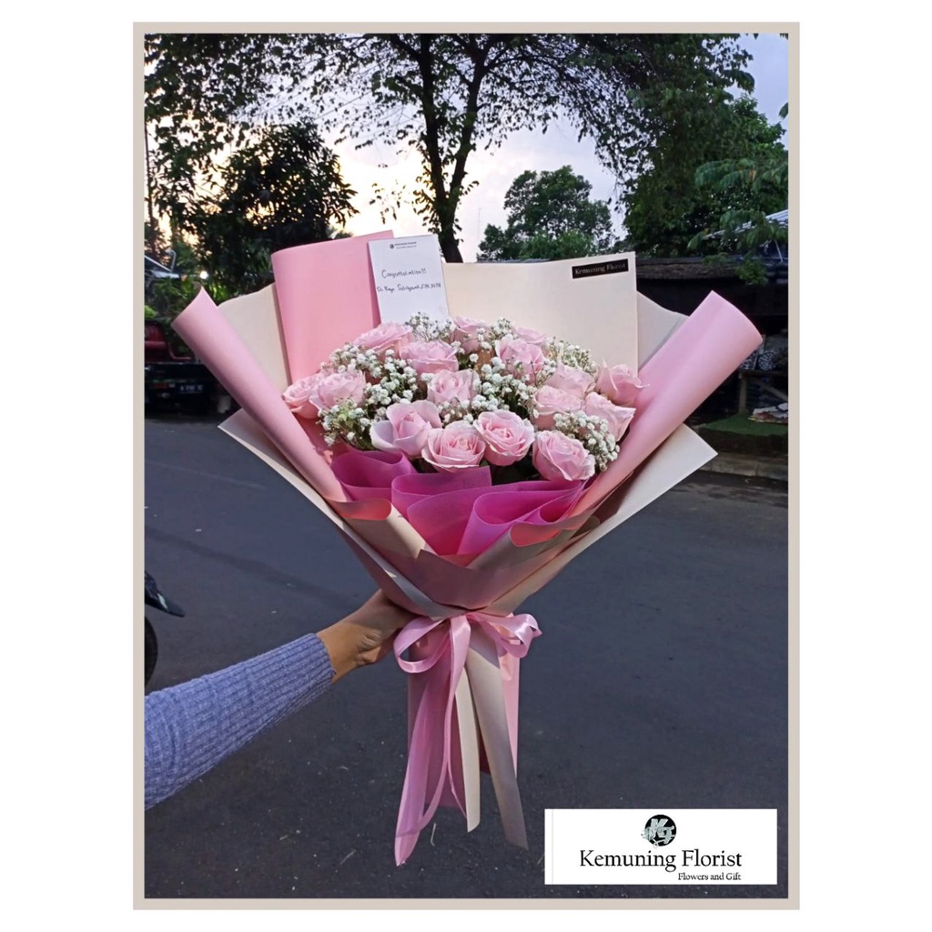 Jual (kode 59) buket mawar/ mawar pink/ buket wisuda/ buket ulang tahun | Shopee Indonesia