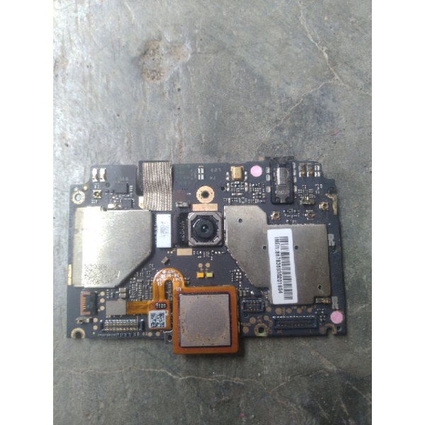 Jual MESIN REDMI 5 PLUS 3/32 NORMAL TESTED | Shopee Indonesia